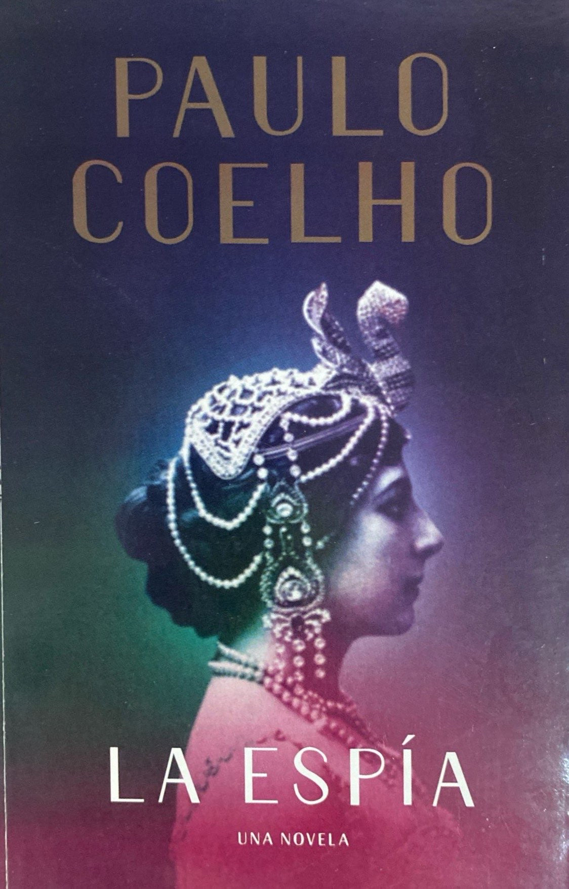 Libro La espía de Paulo Coelho – Libros.ccs