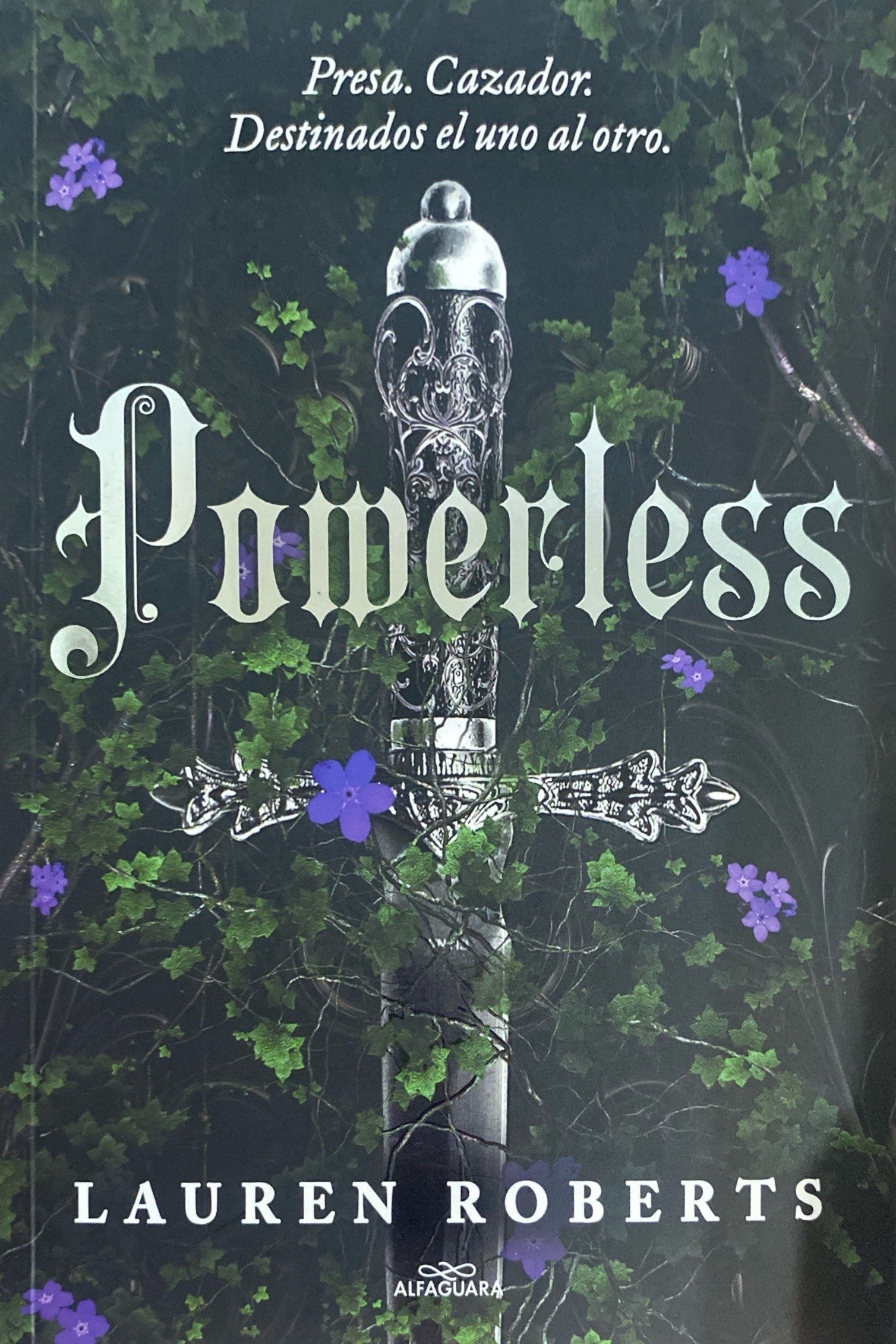 Libro Powerless de Lauren Roberts – Libros.ccs